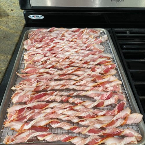 Twisted Baked Crispy Bacon - Julia Pacheco