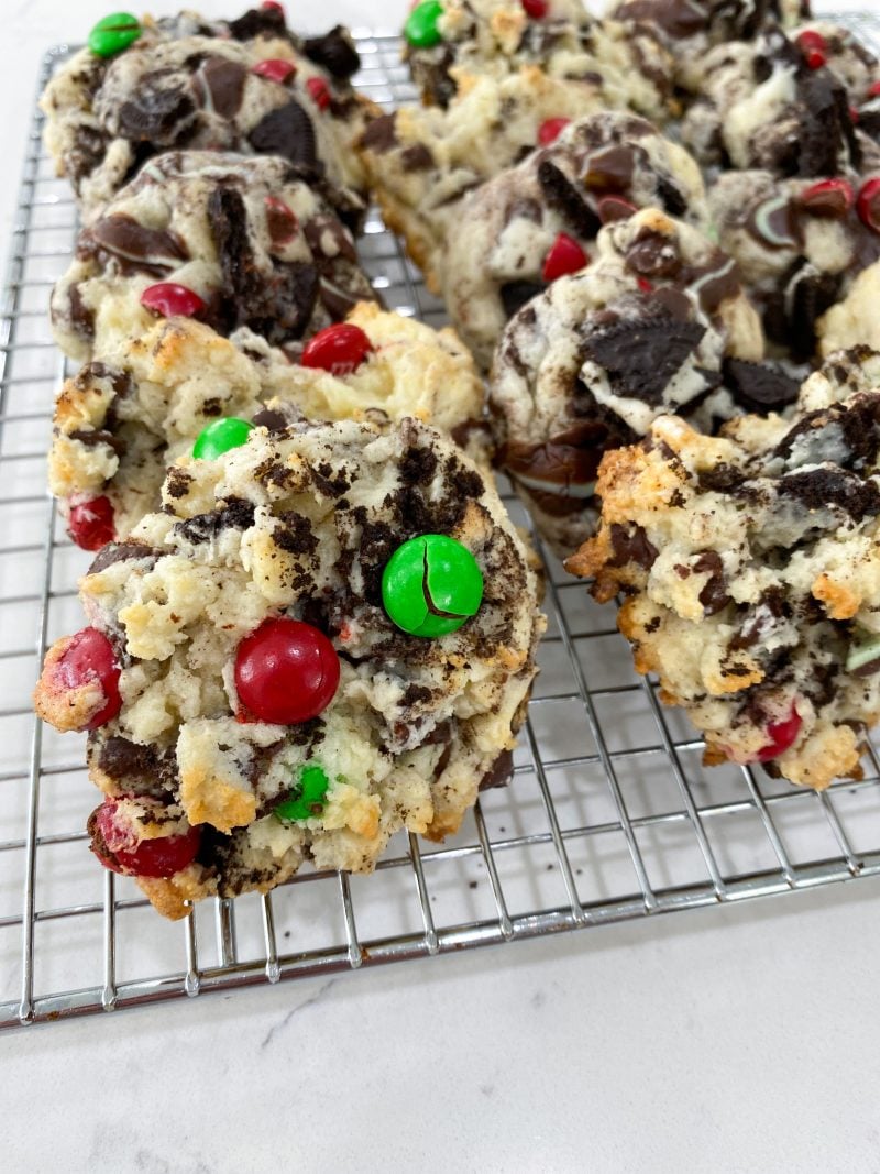 Peppermint Oreo Cookies - Julia Pacheco