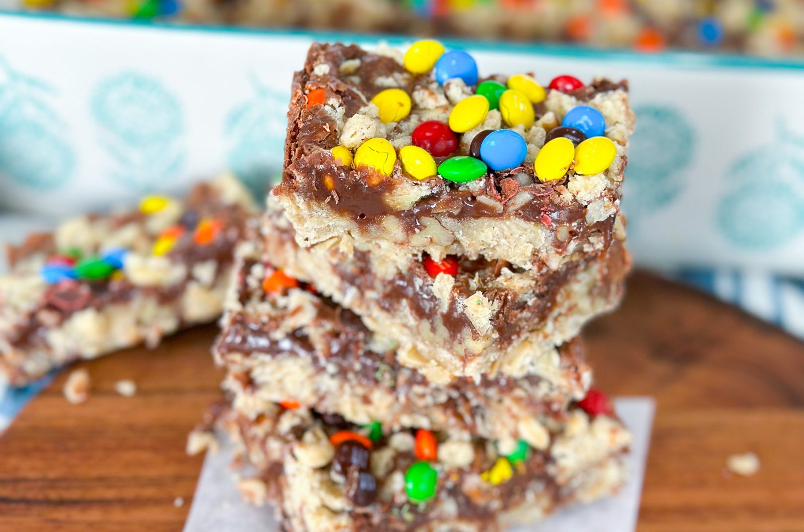 Fudge Filled Oat Bars - Julia Pacheco