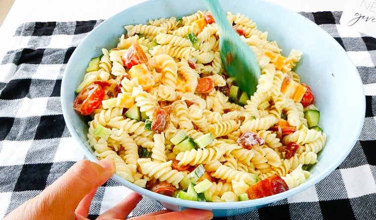 Italian Ranch Pasta Salad - Julia Pacheco