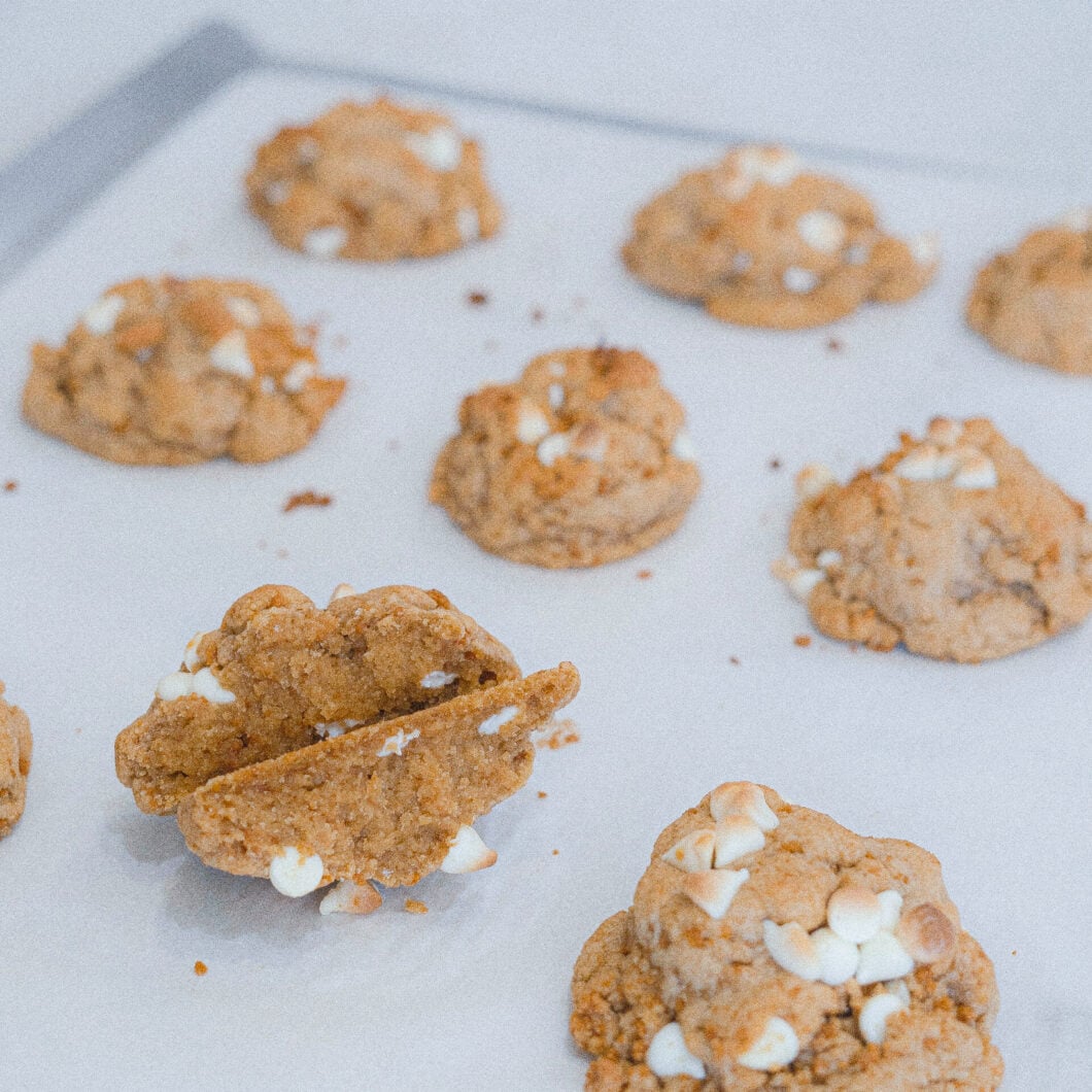 Irresistible Biscoff White Chocolate Chip Cookies – The Ultimate Sweet ...