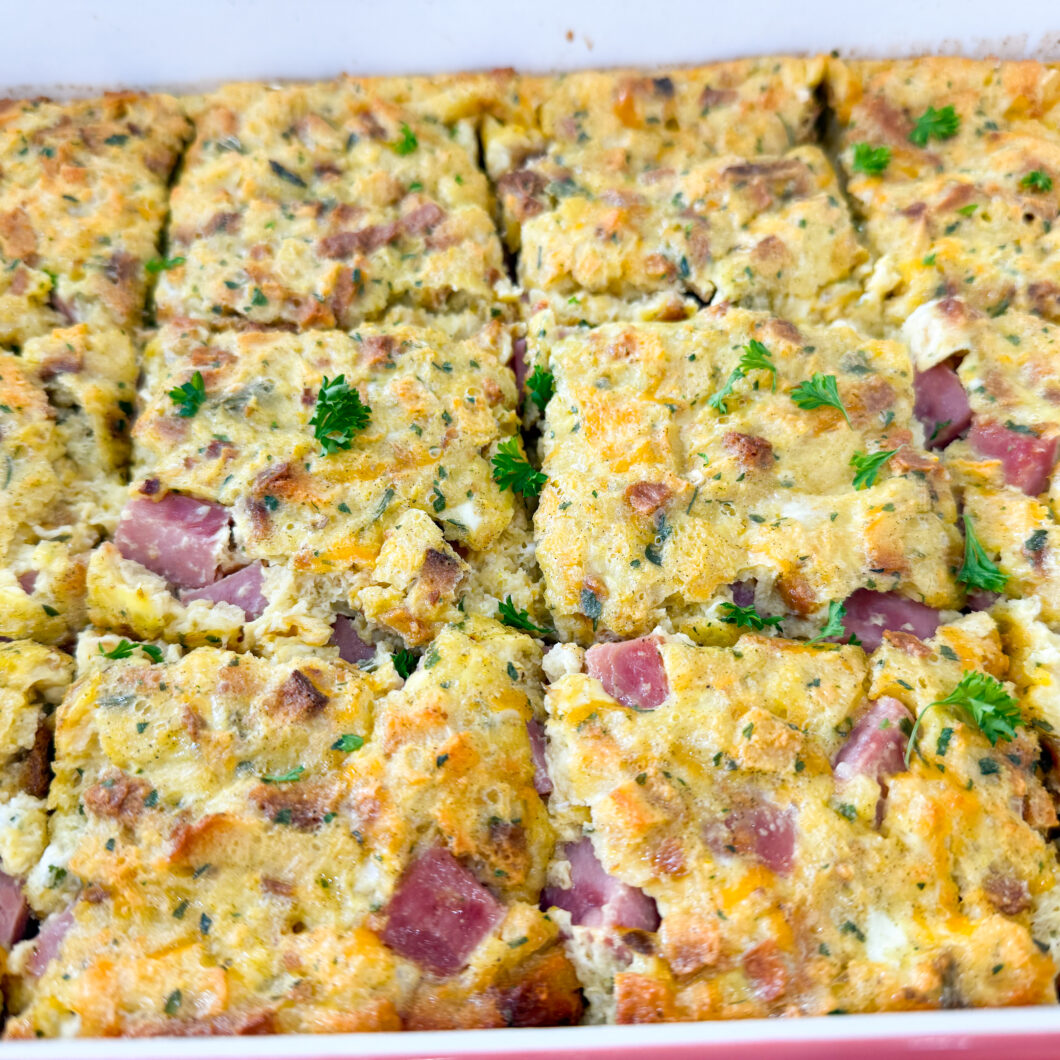 Ham Stuffing Egg Casserole (5-Minute Prep Breakfast Bake) - Julia Pacheco