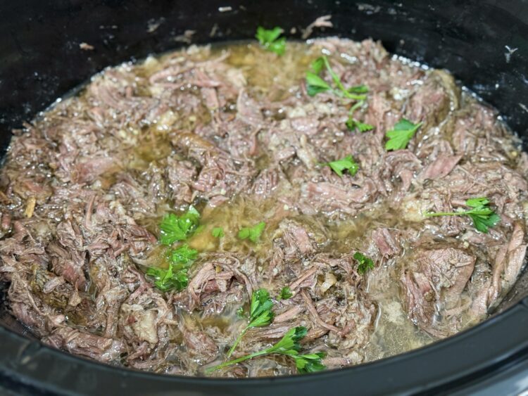 Slow Cooker Shredded Beef - Julia Pacheco
